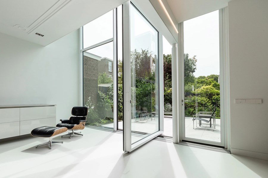 VISS VISS Pivot Door / VISS Side Hung Door | Building Catalog